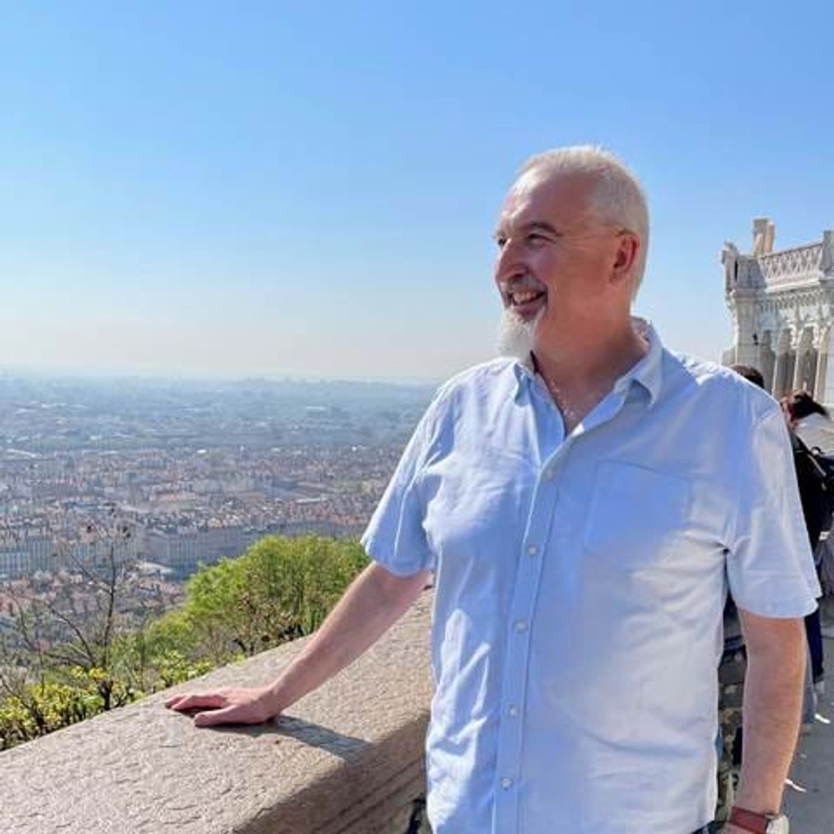 Simon Elliott - Andante Travels US