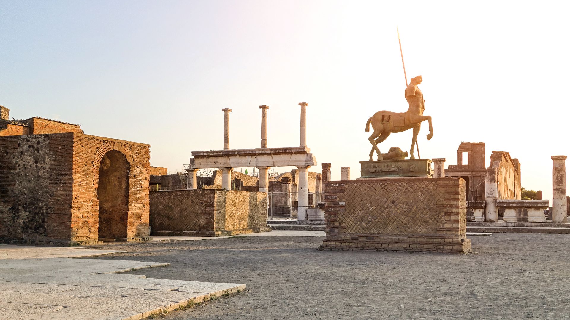 Romans on the Bay of Naples - Andante Travels US